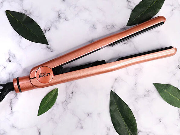 Solo 450 1" Ceramic Flat Iron | StackSocial